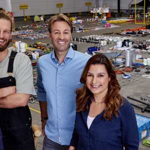 Vanavond op tv: Victor Brand helpt vader Chris met het huis opruimen ...