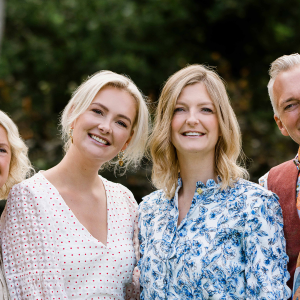 Familie Meiland in Chateau Meiland naar het buitenland - Showbizznetwork.nl