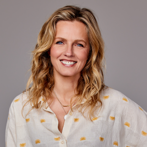Vanavond op tv: Leonie ter braak naar het buitenland voor nieuw ...